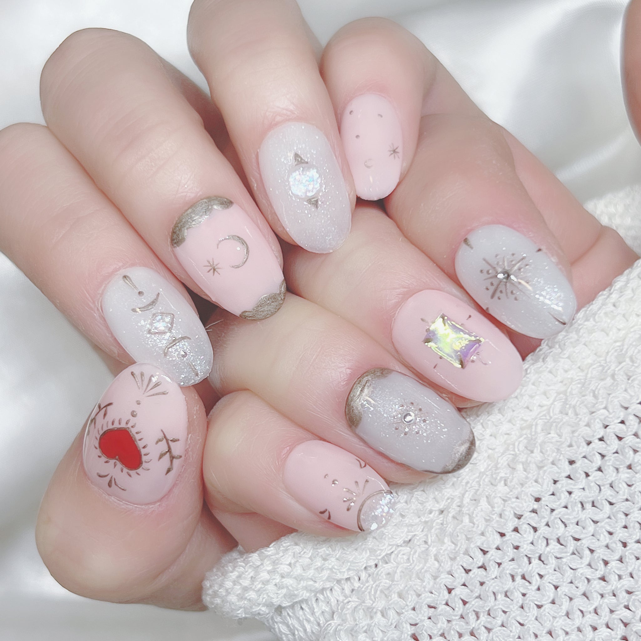 MANDYHERE Armor Baroque｜Baroque Rhinestone Crystal Red Heart B06